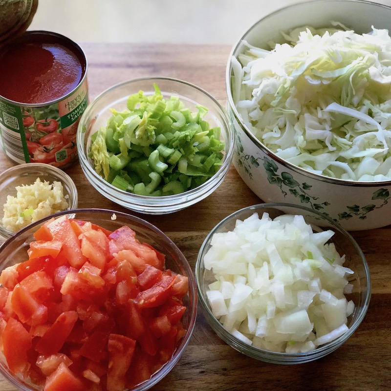 Cabbage and Tomato Stew - Lean Bellas Kitchen