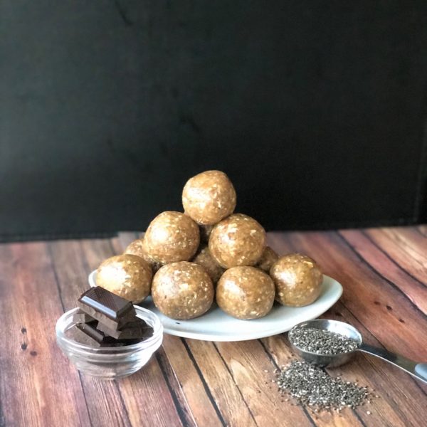 No Bake Chocolate Peanut Butter Energy Bites - Lean Bellas Kitchen
