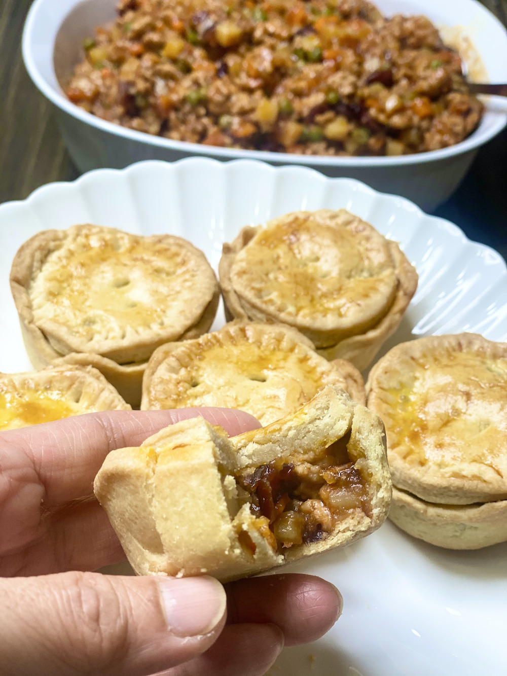 BBQ Pork Meat Pie - Lean Bellas Kitchen