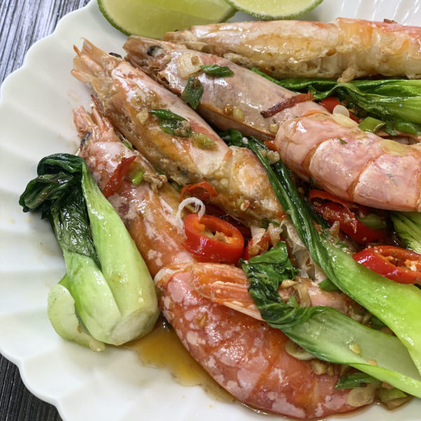 Chili Pepper Garlic Prawns - Lean Bellas Kitchen